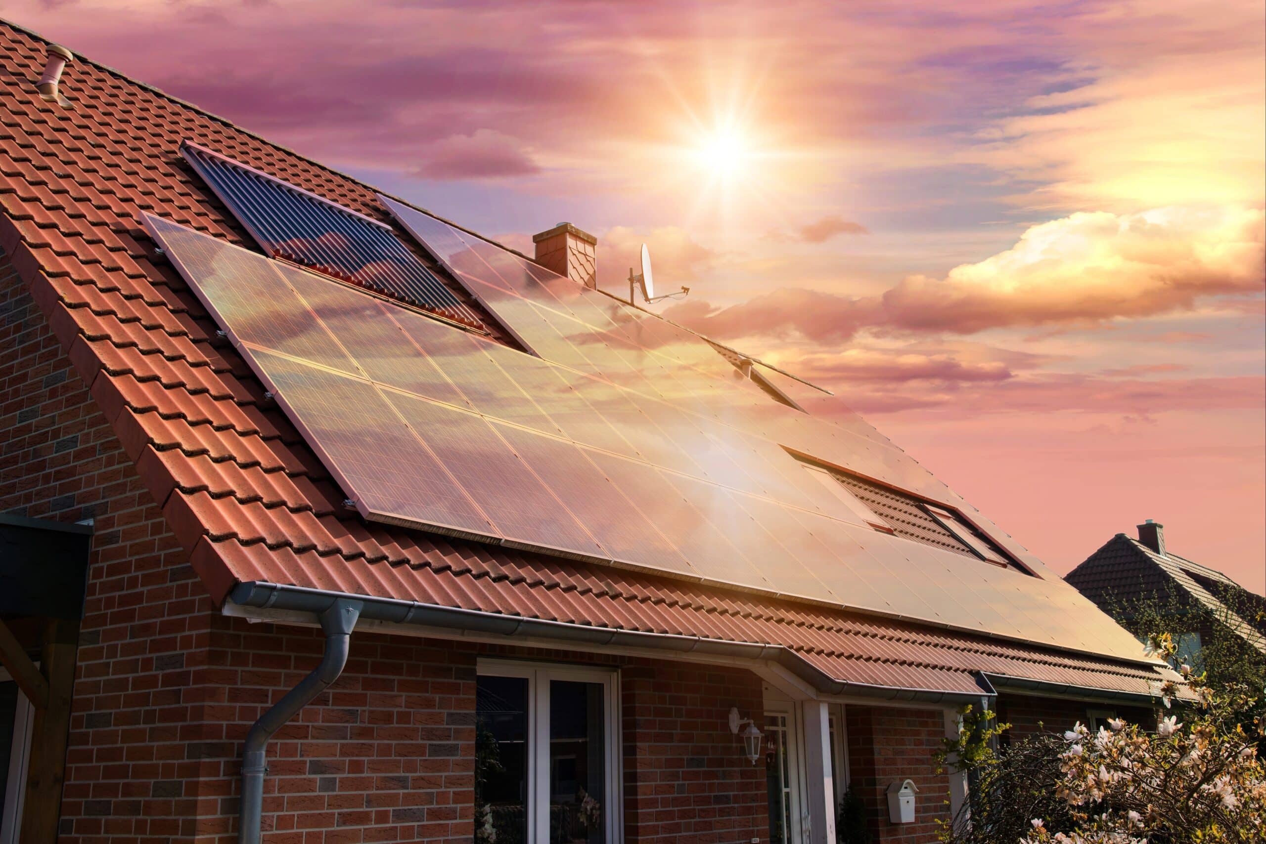 How Hot Do Solar Panels Get? Solar Panel Heat Explained